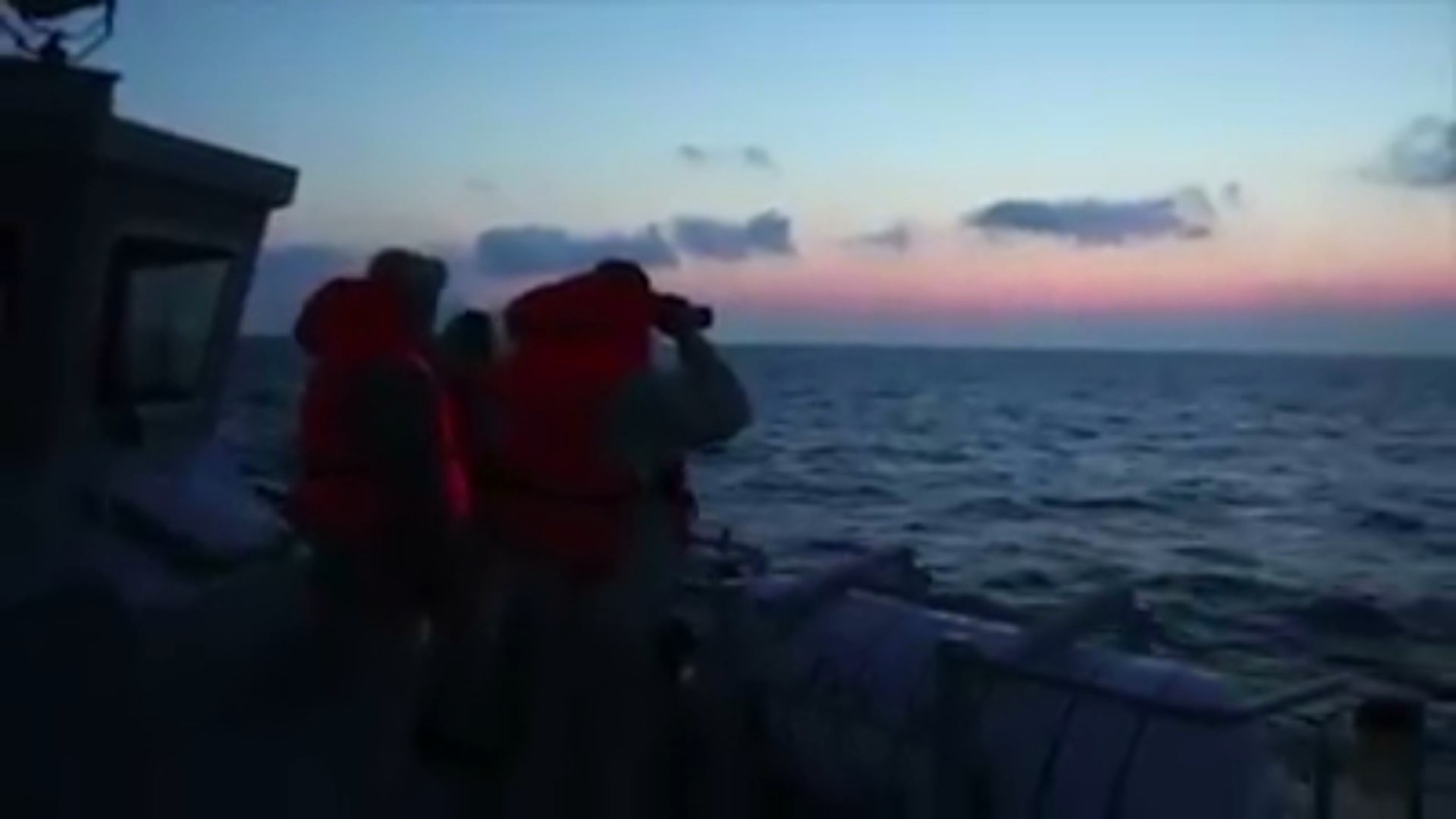 Operacionet në “Egje”, anija shqiptare “Oriku” shpëton 110 emigrantë në ... Operacionet në “Egje”, anija shqiptare “Oriku” shpëton 110 emigrantë në ...
